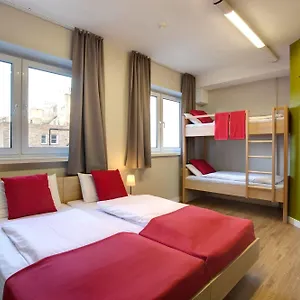 Meininger Hotel London Hyde Park with Minimum Price 20£: Expert Review ...